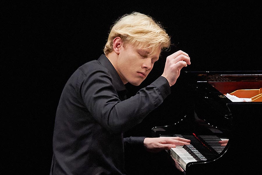 Performances - Alexander Malofeev